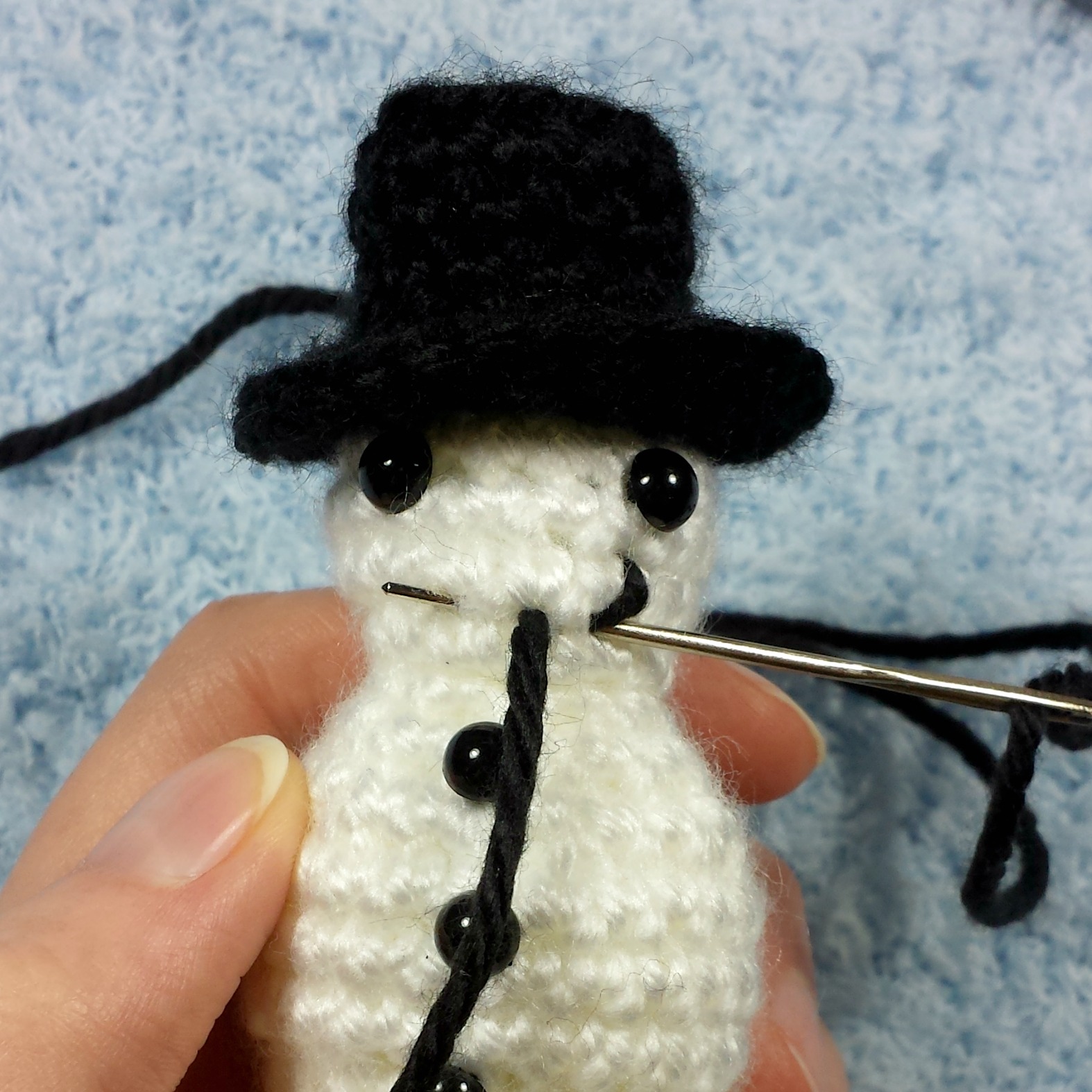 Free Tiny Snowman Ornament Crochet Pattern – Crochet Tips, Tricks, and ...