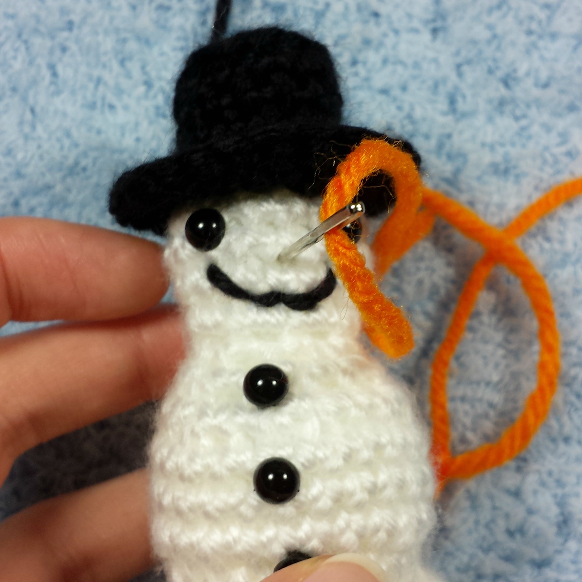 Free Tiny Snowman Ornament Crochet Pattern – Crochet Tips, Tricks, and ...